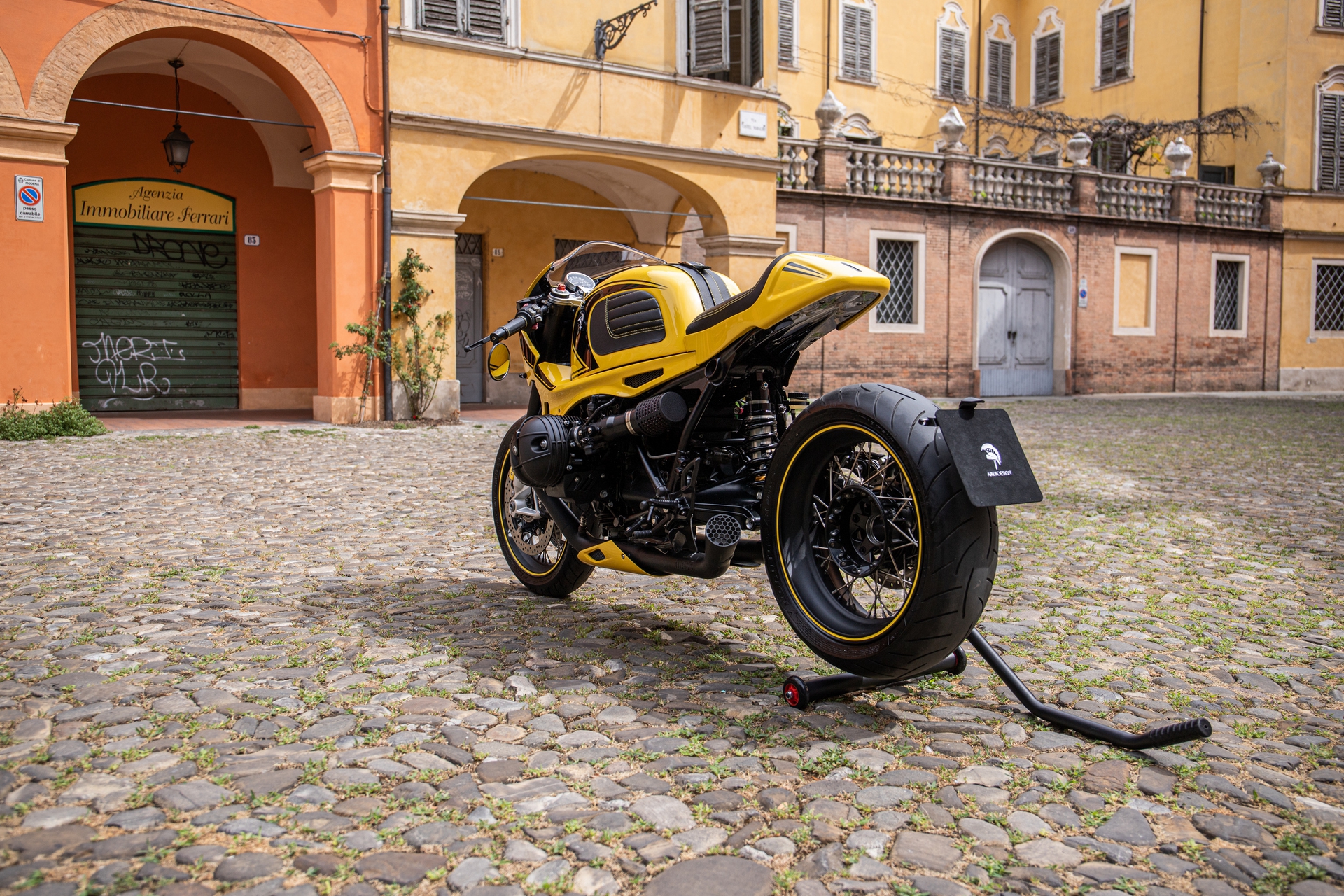 ARES Modena - Neo Retro Racer - ARES reveals the new ARES Bullet