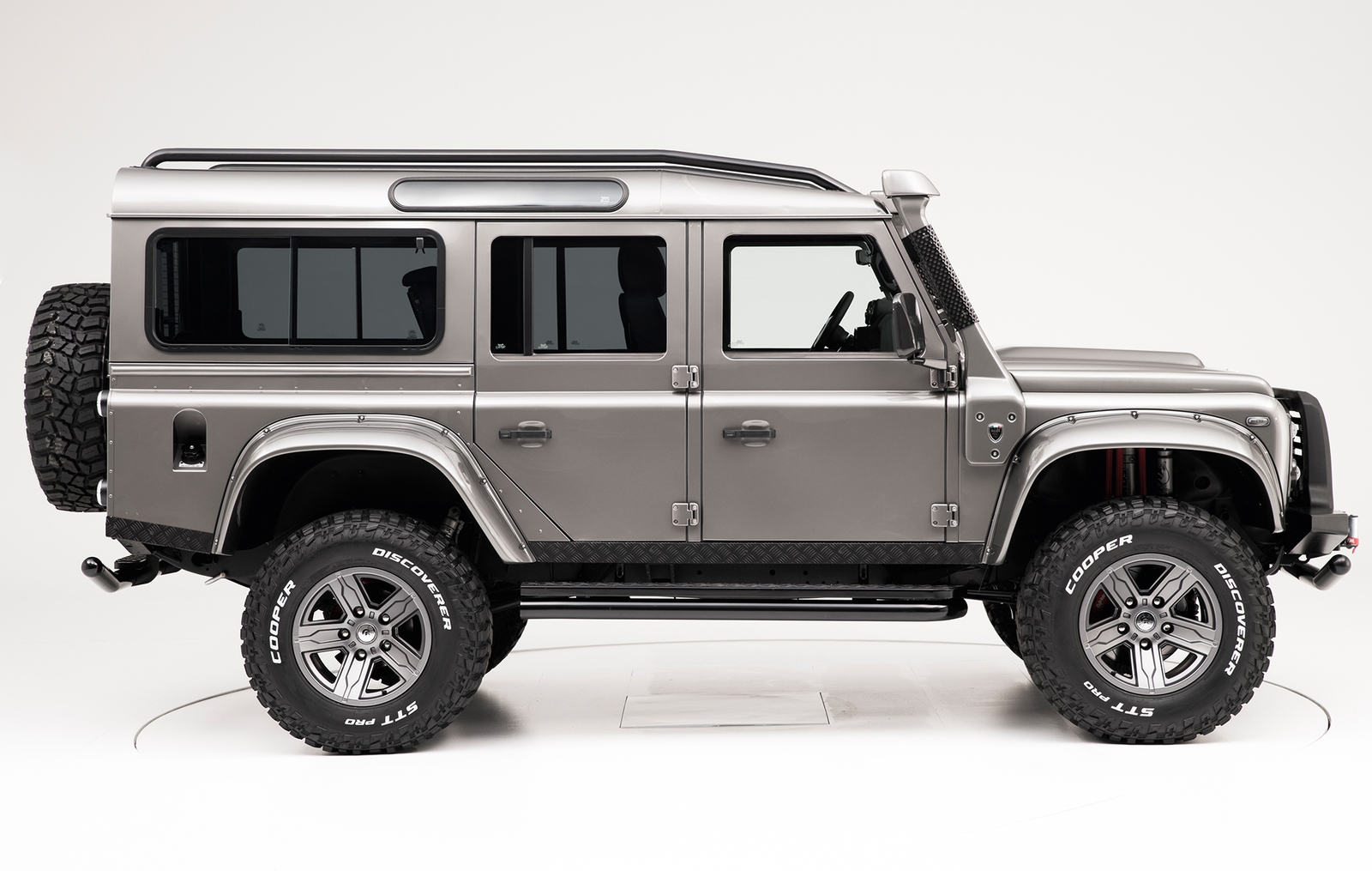 ARES Modena - ARES DESIGN for Land Rover Defender
