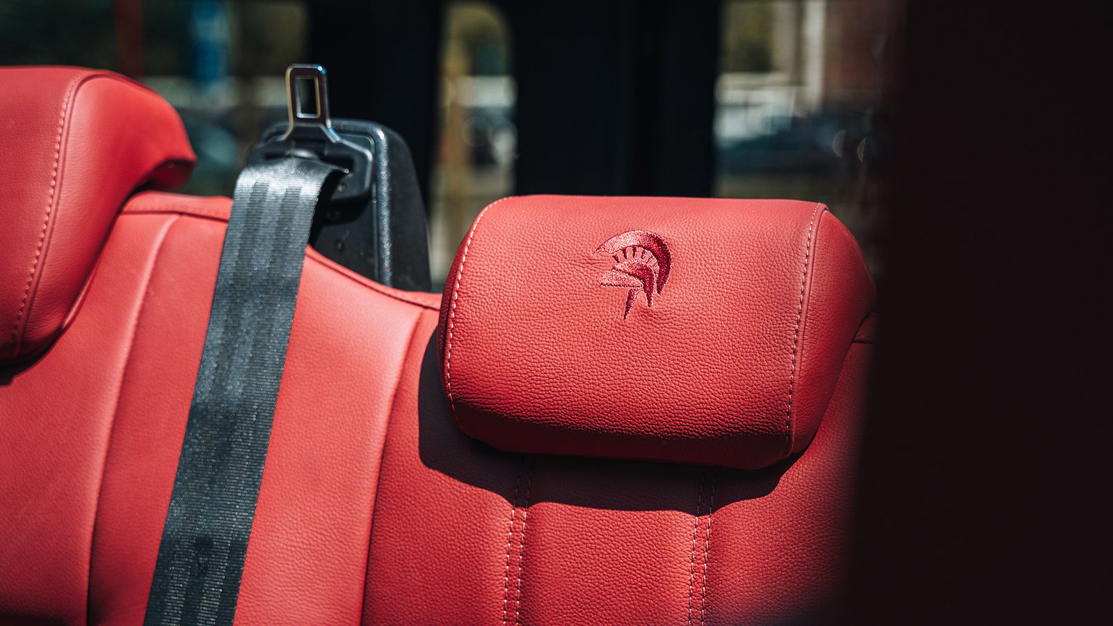 ARES Modena - Defender Ultra V8