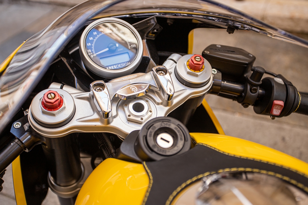 ARES Modena - Neo Retro Racer - ARES reveals the new ARES Bullet