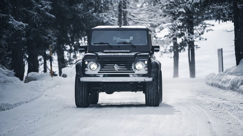 ARES Modena - Defender Ultra V8